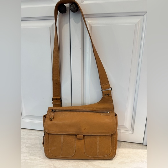 Fossil | Bags | Fossil Carmel Leather Crossbody Bag | Poshmark